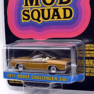Greenlight Collectibles 1:64 Hollywood Series 34 1971 Dodge Challenger 340 Mod Squad