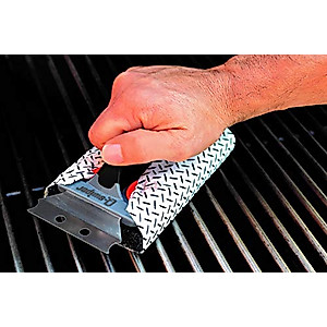 Q-Swiper BBQ Grill Cleaner Set - 1 Grill Brush with Scraper and 25 BBQ Grill Cleaning Wipes | No Bristles & Wire Free | Safe Way to Remove Grease and Grime for A Clean and Healthy Grill!