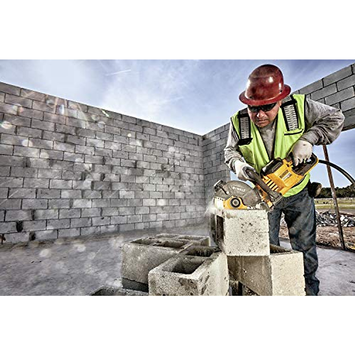 DEWALT FLEXVOLT 60V MAX* Cut-Off Saw Kit, 9-Inch (DCS690X2)