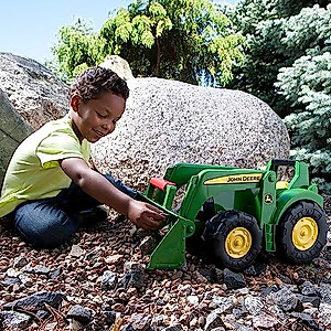 John Deere Big Scoop Sandbox Dump Truck Toy with Loader - Toddler Outdoor Toys - Oversized Dump Truck Sandbox Toys - Kids Toys Ages 3 Years and Up , 21"