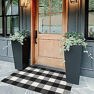 KIMODE Buffalo Plaid Outdoor Rug Runner Doormat 24'' x 51", Black/White Cotton Woven Checkered Farmhouse Porch Outdoor Rugs, Washable Indoor Door Mat for Front Layered Kitchen Bathroom Laundry Room