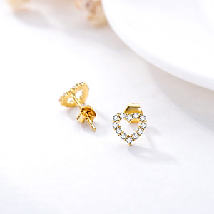 SISGEM 14K Real Gold Heart Stud Earrings with Cubic Zirconia Love heart Earring Stud Earring for Women Wife Best Birthday Gift Always Wear (Yellow Gold)