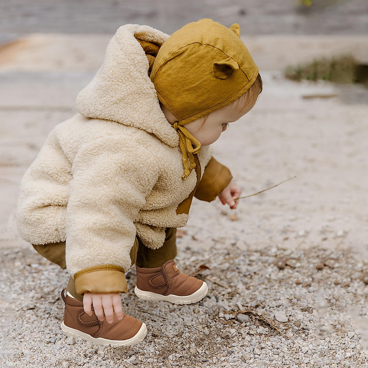 QFH Baby Cute Boots Toddler Anti Collision Shoes Non Slip Winter Walking Shoes Unisex First Walking Sneakers Brown 2.5-3 Years Toddler