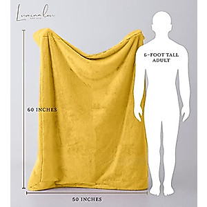 Faux Fur Throw Blanket - Warm & Cozy Throw Blanket for Couch, Bed, Sofa - Gold/Mustard Throw Blanket for Home Décor - Double Sided, Ultra Soft Throw Blanket