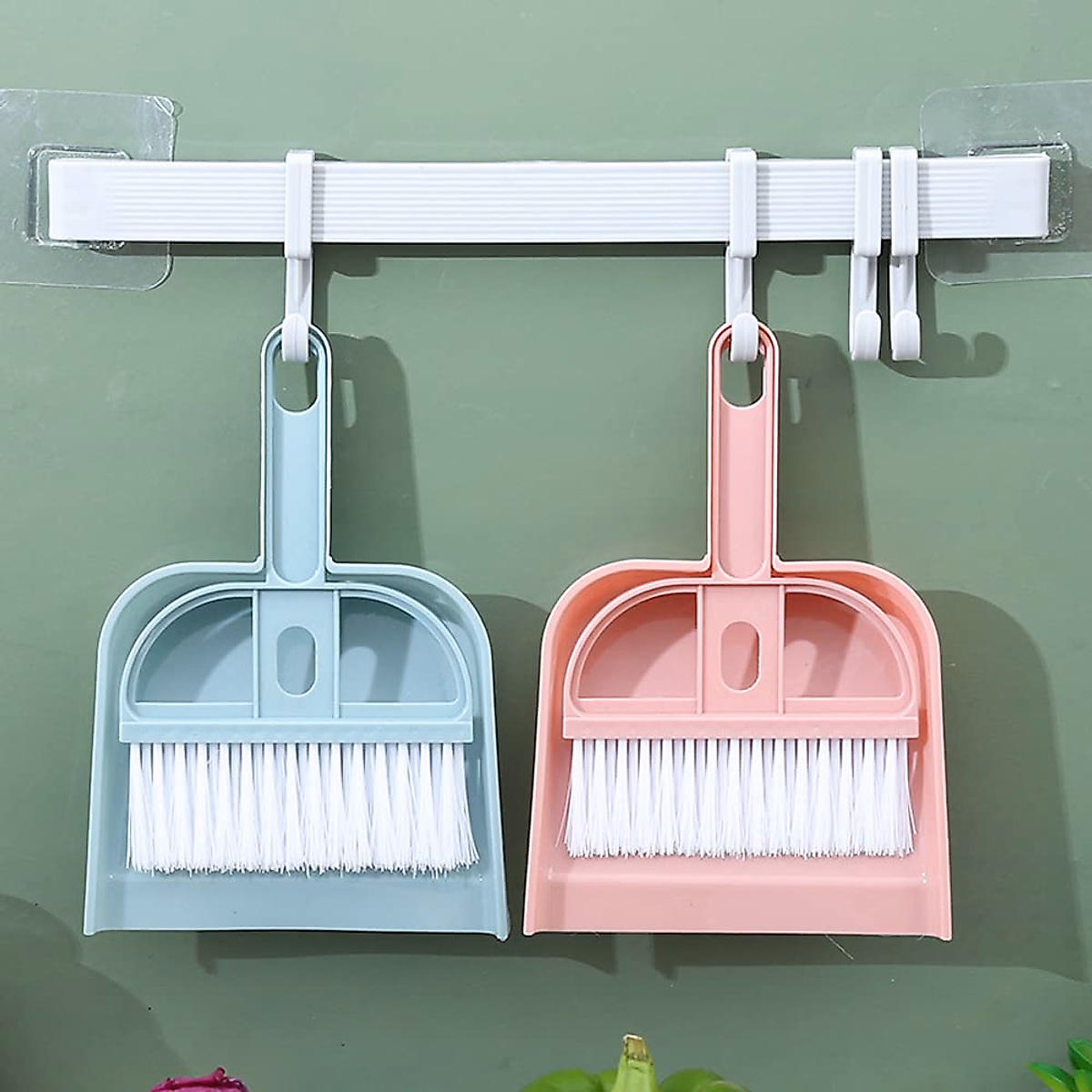 1 Set Mini Broom and Dustpan Set Small Dustpan and Brush Set Mini Hand Held Broom and Dustpan Set Dust Pan and Brush Set Small Dust Pans with Brush Set, Pink
