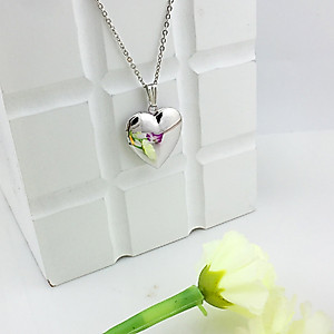 YOUFENG Love Heart Locket Necklace that Holds Pictures Polished Lockets Necklaces Birthday Gifts