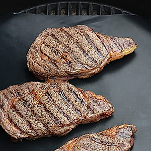 RSVP International Barbeque Grilling Collection Easy Clean, Dishwasher Safe BBQ, Mat 15.75x13, 2 Piece Set, Non-Stick, Black