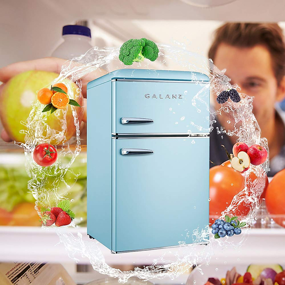 Galanz Retro Compact Refrigerator with Freezer, Mini Fridge with Dual Doors, Adjustable Mechanical Thermostat, 3.1 Cu FT, Blue