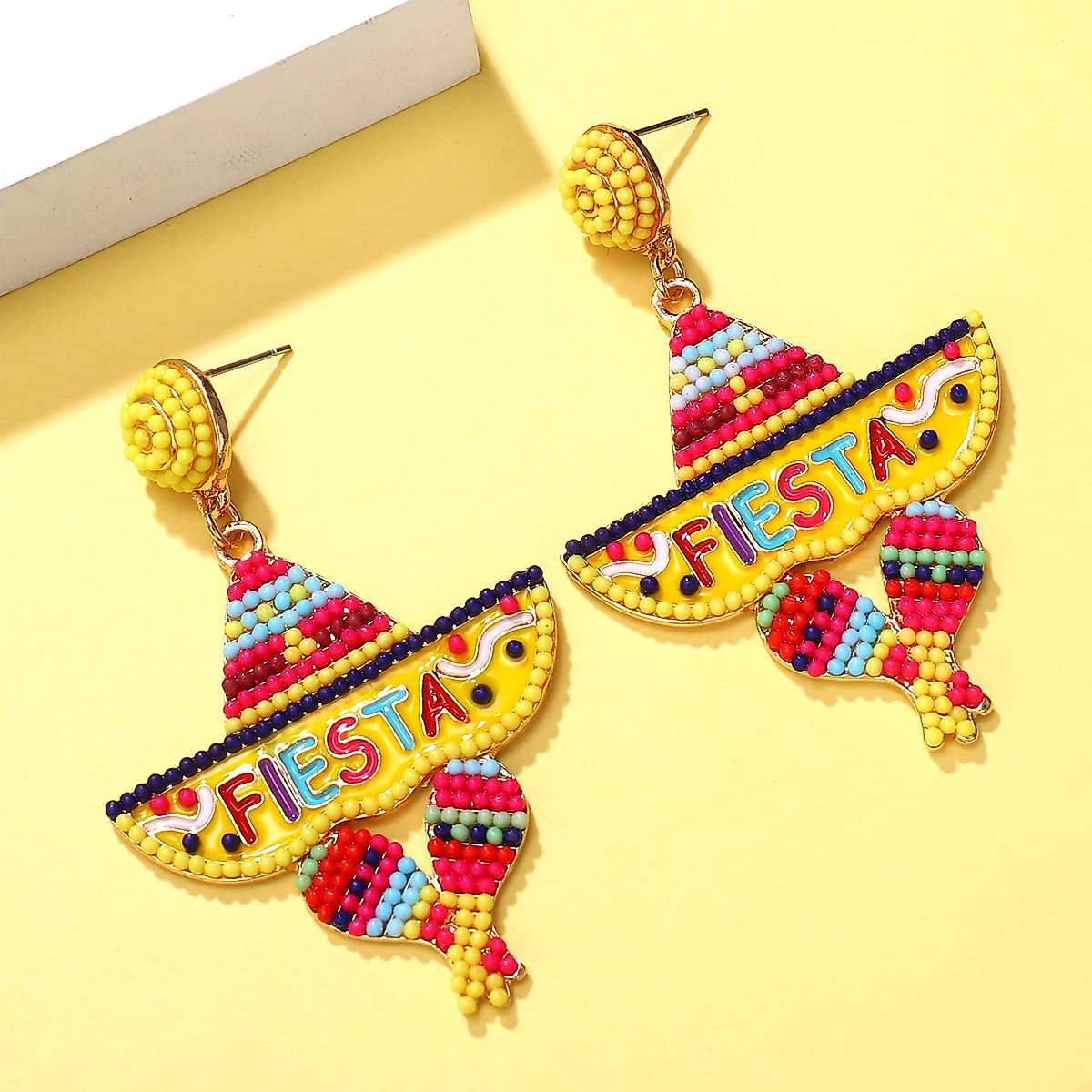 HZEYN Cinco De Mayo Earrings Beaded Fiesta Sombrero Dangle Earrings Party Fiesta Earrings Jewelry for Women Sombrero