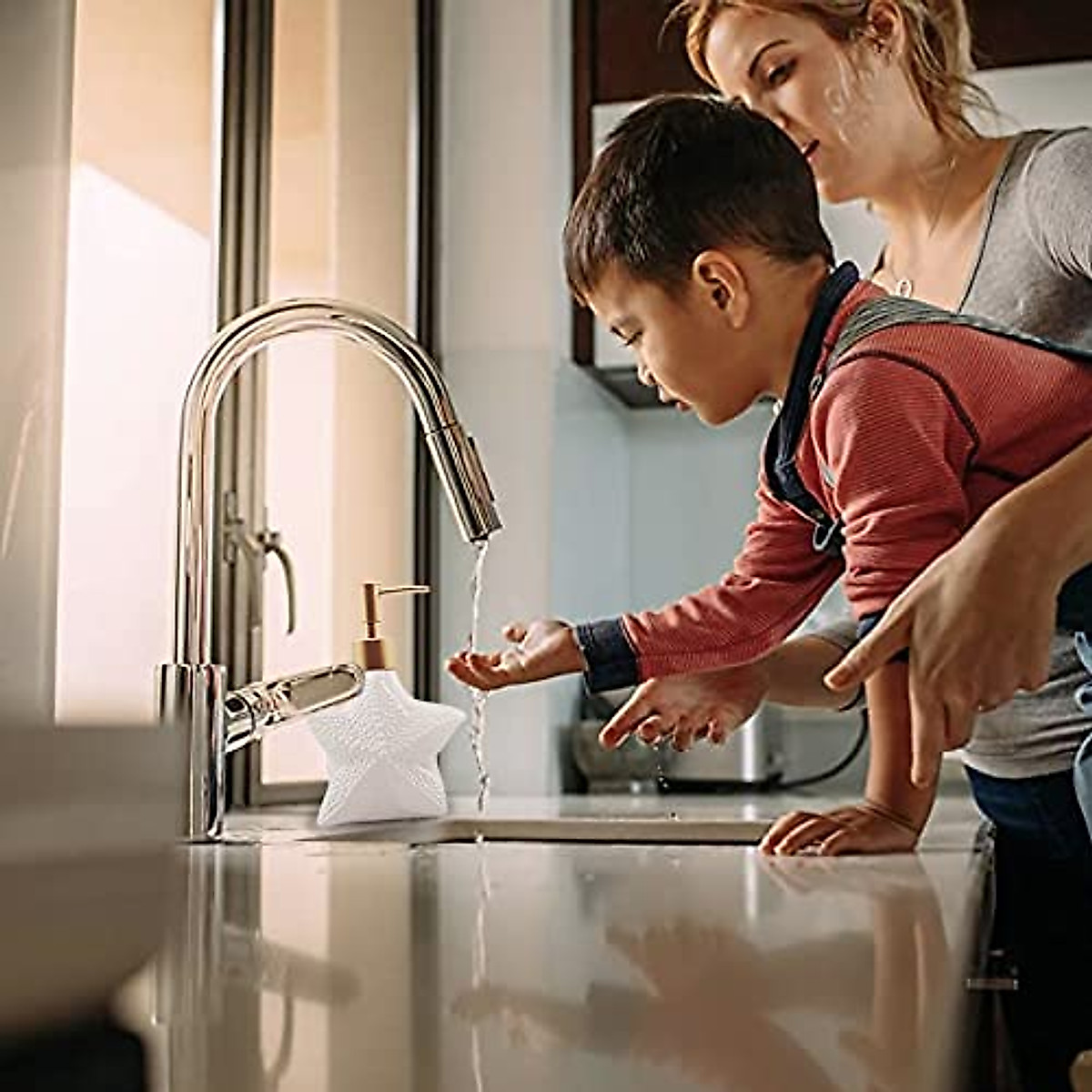 Starfish-Shaped Soap Dispenser, White Ceramic Lotion Bottle with Noble Golden Matte Pump, Ocean Themed Décor for Kitchen Sink or Bathroom