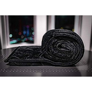 The Amazing Blanket — Adult Weighted Blanket (15 lbs) — 48" W x 72" L