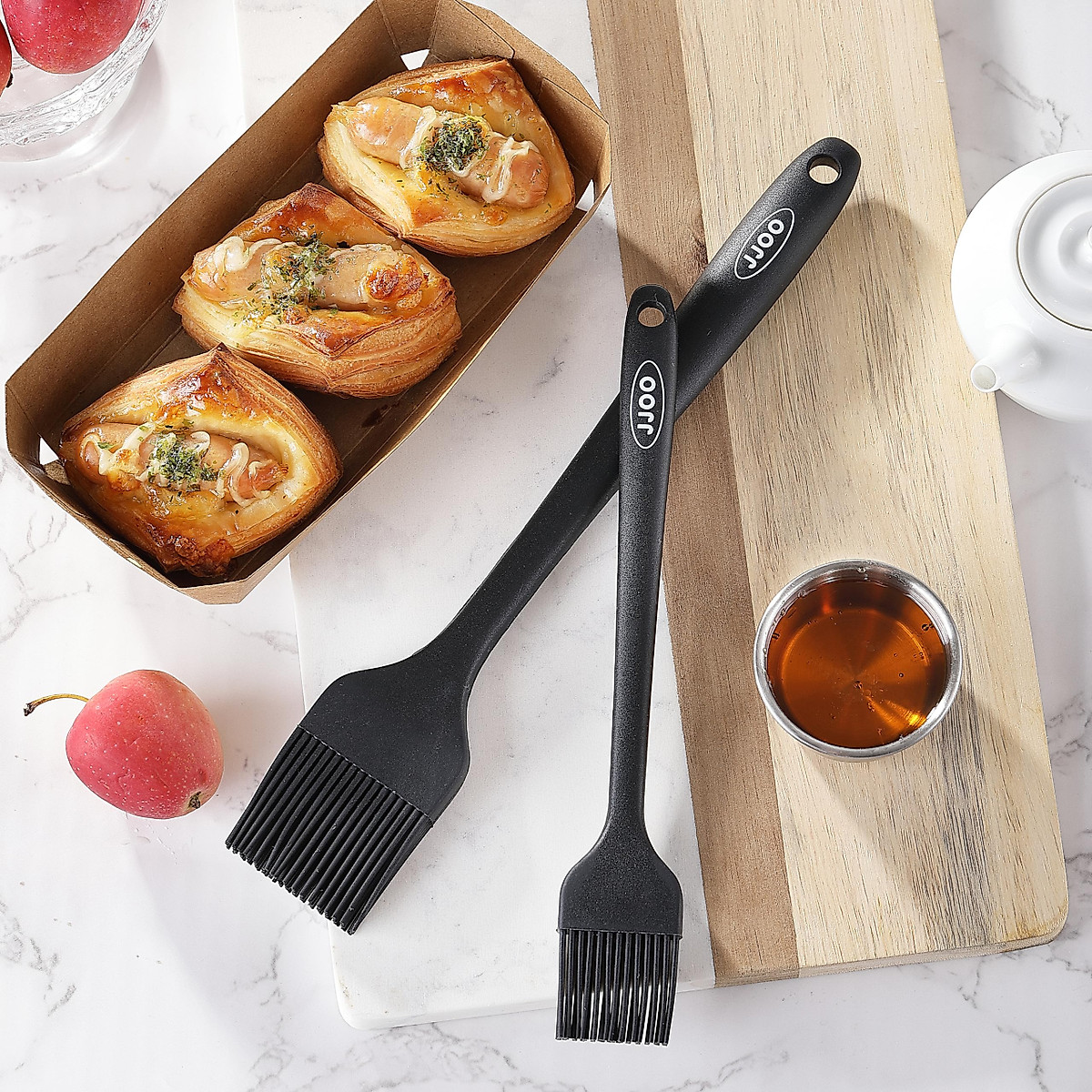 2PCS Silicone Basting Pastry Brush, JJOO Heat Resistant Food Cooking Brush for Oil, Sauce, Baking, BBQ and Grill, BPA Free, Dishwasher Safe (2Pack, Black)