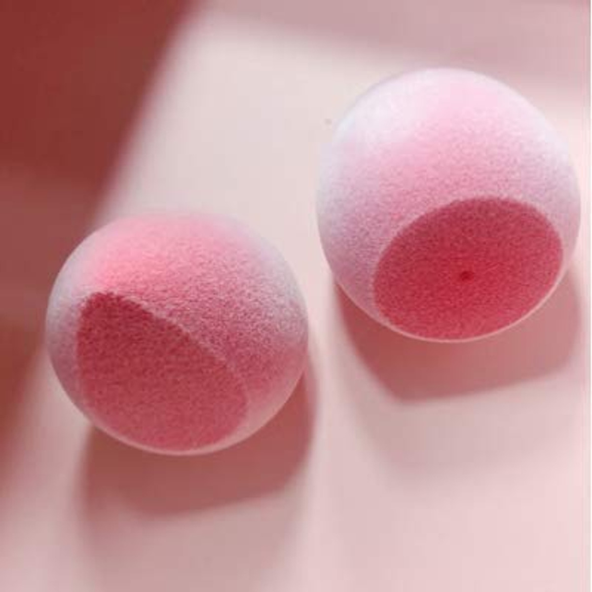 Microfiber Velvet Rose Makeup Sponge, Latex-Free, Dual Layer Technology, Flawless Makeup Blender for Foundations, Powders and Creams (Pink)
