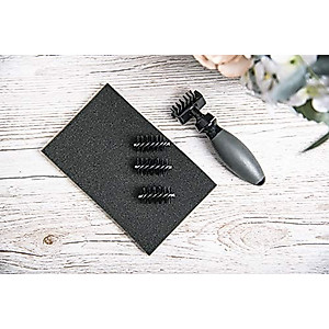 Sizzix, Black Die Brush and Foam Pad 660513 for Wafer-Thin & Intricate Dies, Scrapbooking, Cardmaking, Papercraft & Home Décor Accessory, One Size