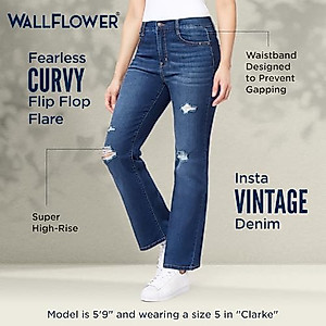 WallFlower Women's Fearless Curvy Flip Flop Flare Denim Super High-Rise Insta Vintage Juniors Jeans (Standard and Plus), Cosmic, 15