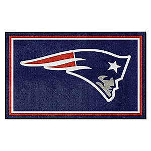 FANMATS 6268 New England Patriots 4ft. x 6ft. Plush Area Rug
