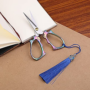 SHWAKK Squirrel Shaped Scissors 4.44 Inch Silver Embroidery Scissors Stainless Steel Sewing Scissor DIY Tools Dressmaker Shears Scissors for Embroidery, Craft, Needlework, Tailoring