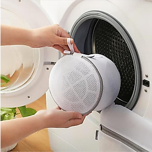 Epiphany LA Mesh Washing Bag for Intimates and Bra Inserts, Structured Mesh Lingerie Laundry Bag to Protect Delicates, Zipper Closure, 1 Count