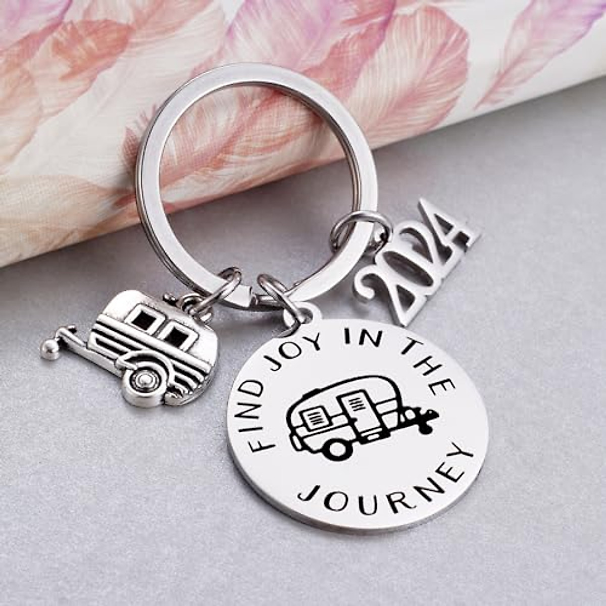 MIXJOY Camper Key Chain RV Accessories for Travel Trailers Inside Decor 2024 New Happy Camper Owner Journey Adventure Gifts Glamping Lifestyle