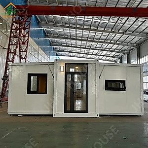 Luxury 40 ft Tiny House: Portable prefab Home with 2 bedrooms, a Fully Equipped Bathroom and Kitchen, Designed for Adult Living. This Foldable Mobile Home boasts a Durable Steel Frame.