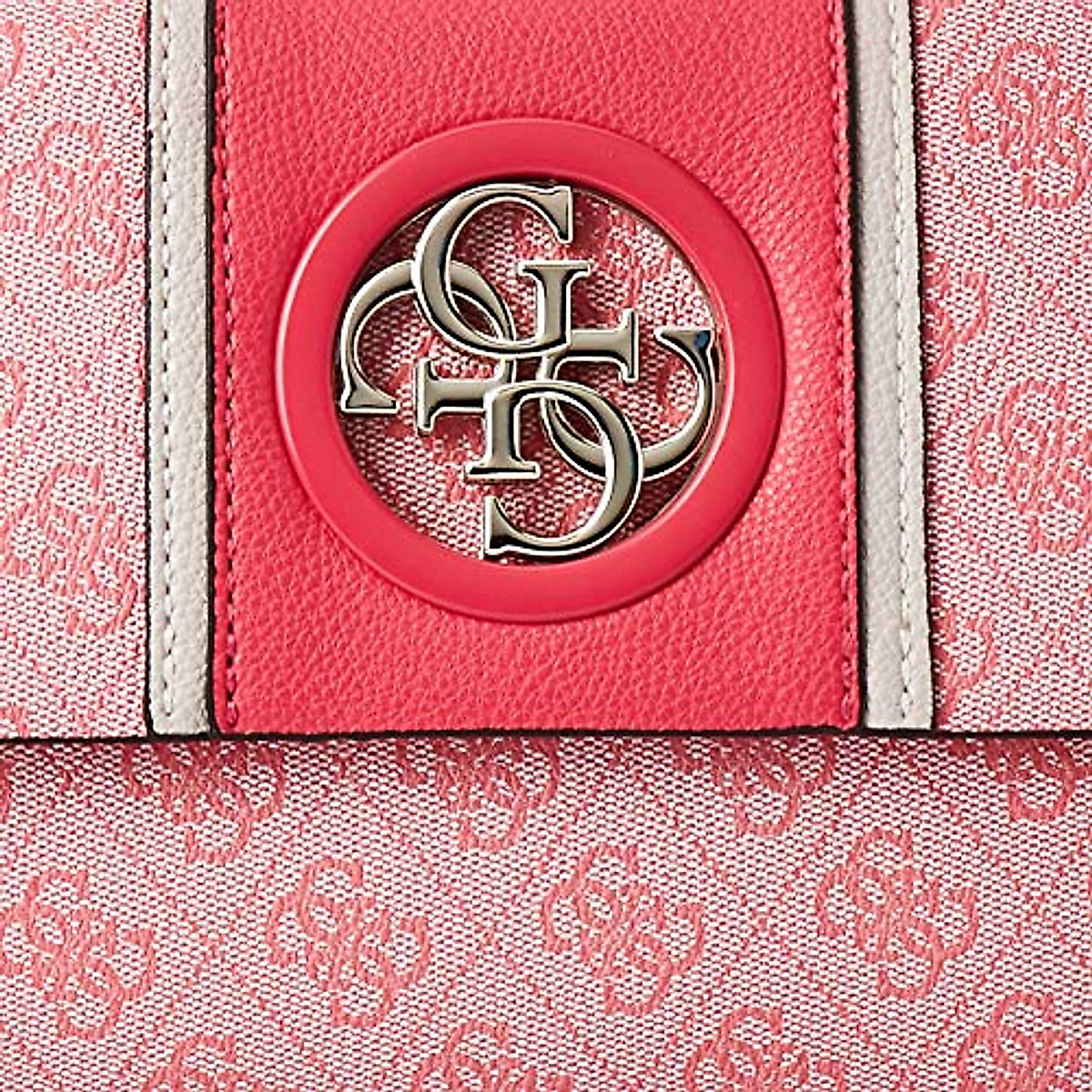 GUESS shoulder bag with quilted pattern