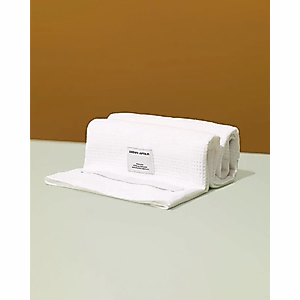 CROWN AFFAIR - The Towel - Special Microfiber Hair Towel, Oversized for Optimal Drying, White