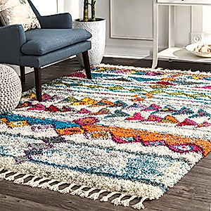nuLOOM Aponi Tribal Shag Area Rug, 5 ft 3 in x 7 ft 6 in, Multi