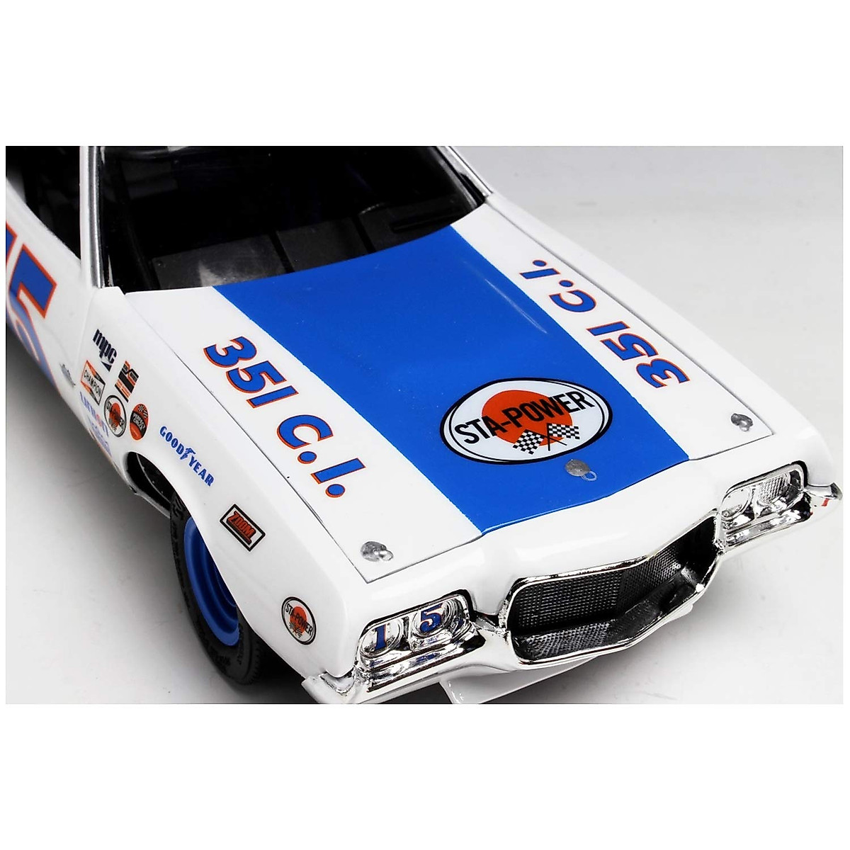 C.P.M. MPC MPC839 1:25 Scale Bobby Isaac Ford Torino Stock Car Model Kit