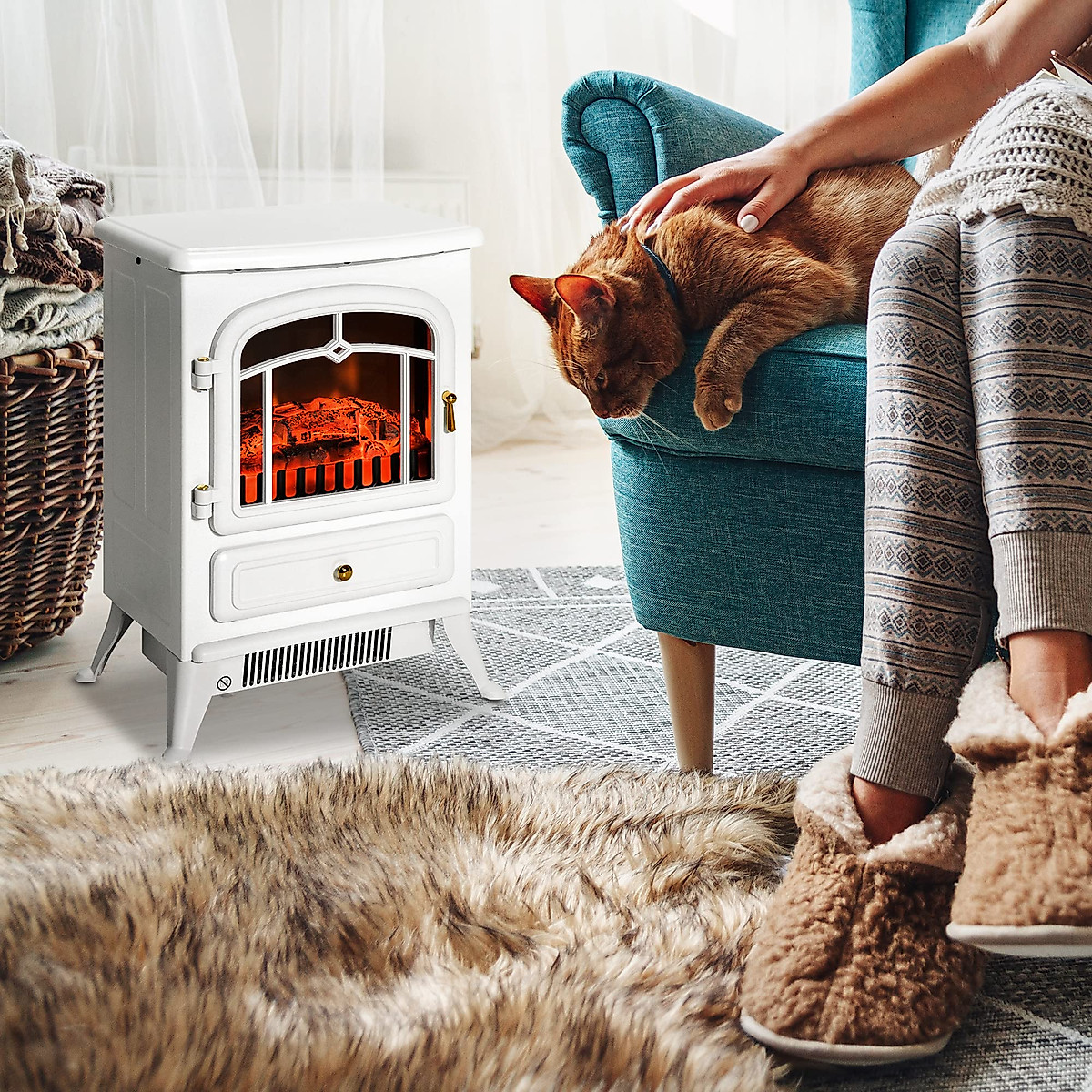 HOMCOM 22" Electric Fireplace Heater, Freestanding Fire Place Stove with Realistic LED Flames and Logs, and Overheating Protection, 750W/1500W, White