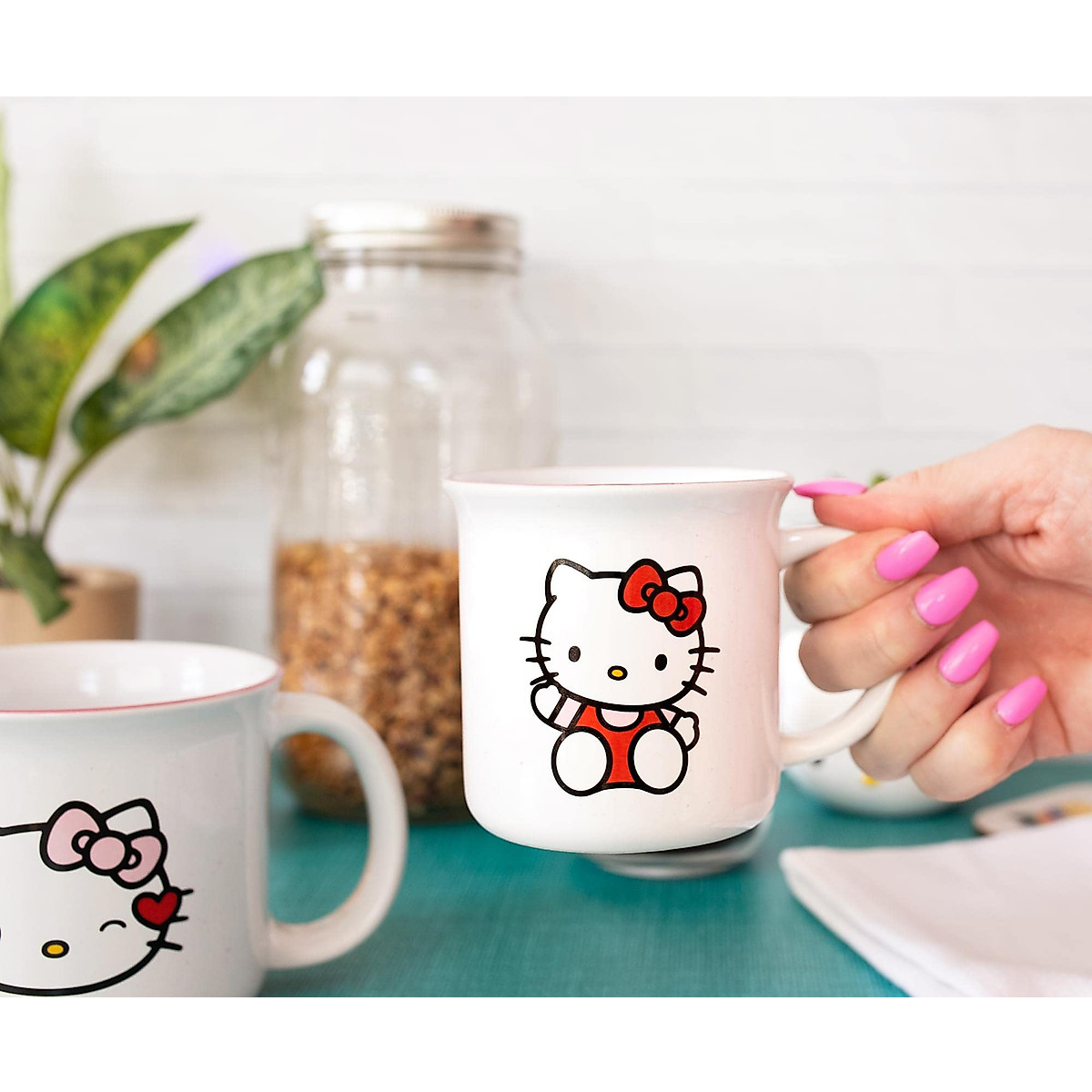 Toynk Hello Kitty 9 and 16 Ounce Ceramic Camper Mug Set of 2