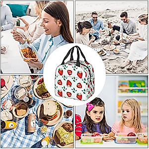 Ucsaxue Cute Strawberry Leaves and Flowers Lunch Bag Small Insulated Lunch Box with Front Pocket Aesthetic Lunch Bags for Girls Boys Freezable Bento Box Women Men Lunch Boxes