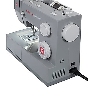 SINGER Heavy Duty Sewing Machine With Included Accessory Kit, 110 Stitch Applications 4432, Perfect For Beginners, Gray
