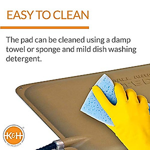 K&H PET PRODUCTS Outdoor Small Animal Heated Pad for Rabbits and Small Animals Tan 9 X 12 Inches