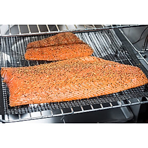 Masterbuilt MB20090215 Fish & Vegetable Smoking Mat, 30 inch, Black