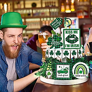 12 Pieces St. Patrick's Day Tiered Tray Decor Buffalo Plaid Table Wooden Sign Decorations Gnome Tabletop Heart Sign Decor for St. Patrick's Day Party Home Kitchen Holiday