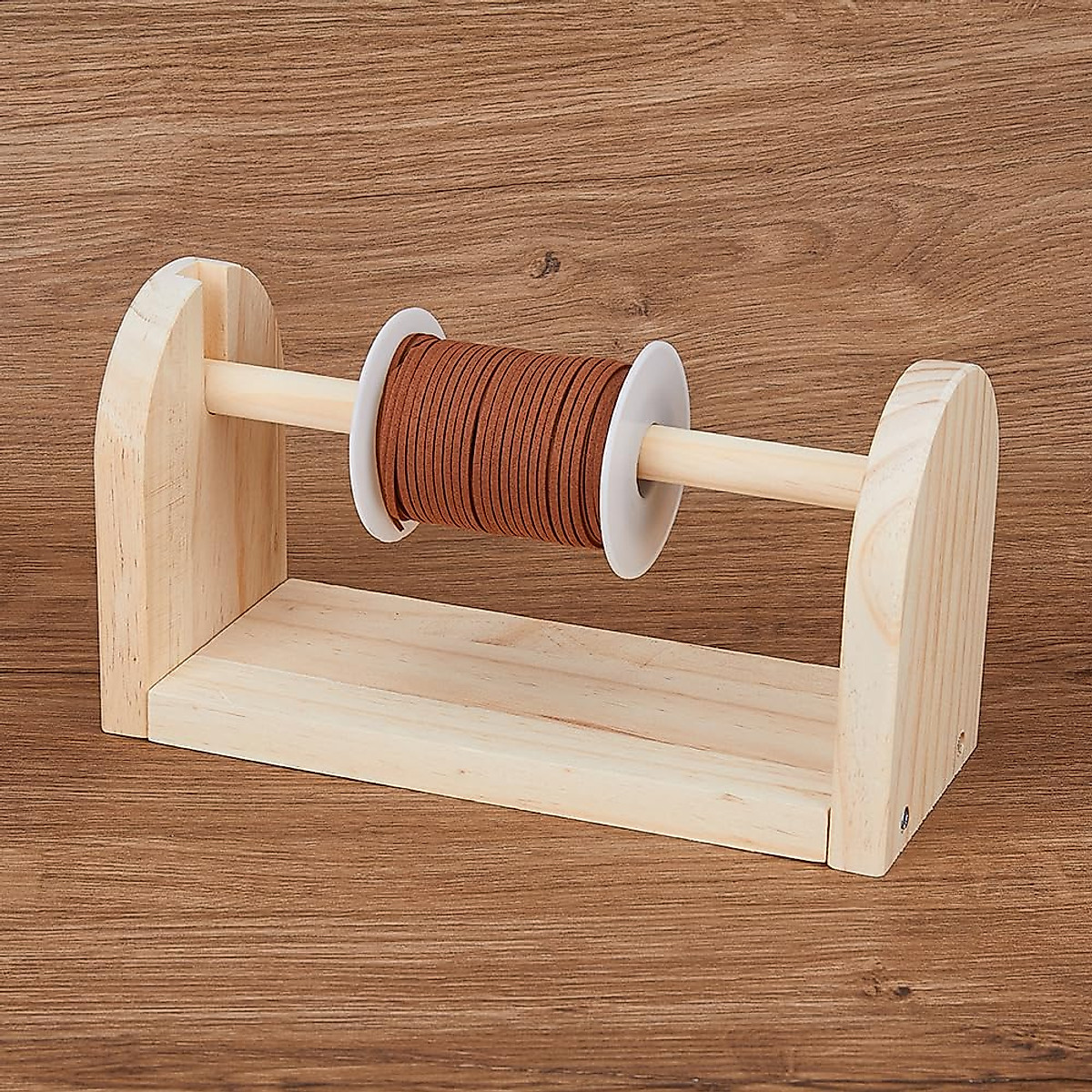 SUPERFINDINGS Wooden Crochet Yarn Holder 9.44x5.07inch Rotatable Wooden Yarn Skein Spinner Single Revolving Yarn Storage Yarn Ball Holder Wool Skein Cord Organizer Yarn Ball Knitting Supplies