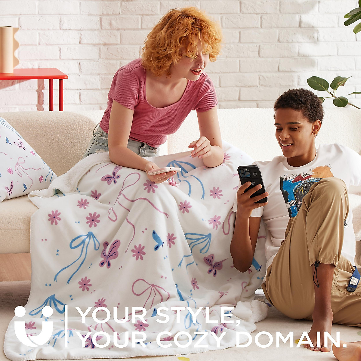 Bedsure Fleece Throw Blanket for Toddler Girls, Pattern Sherpa Kids Blanket with Pink Bow Butterfly, Warm Soft College Dorm Room Essential for Teen as Gift, Plush Blanket for Sofa Bed, 50x60