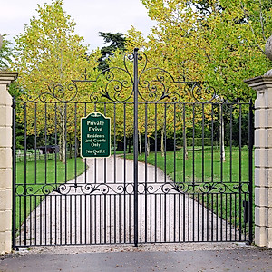 SmartSign Designer "Private Drive - Residents And Guests Only, No Outlet" Sign, 12" x 18", 120 mil Aluminum Composite (ACM) with Overcoat, Engineer Grade Reflective, Green, Made in USA