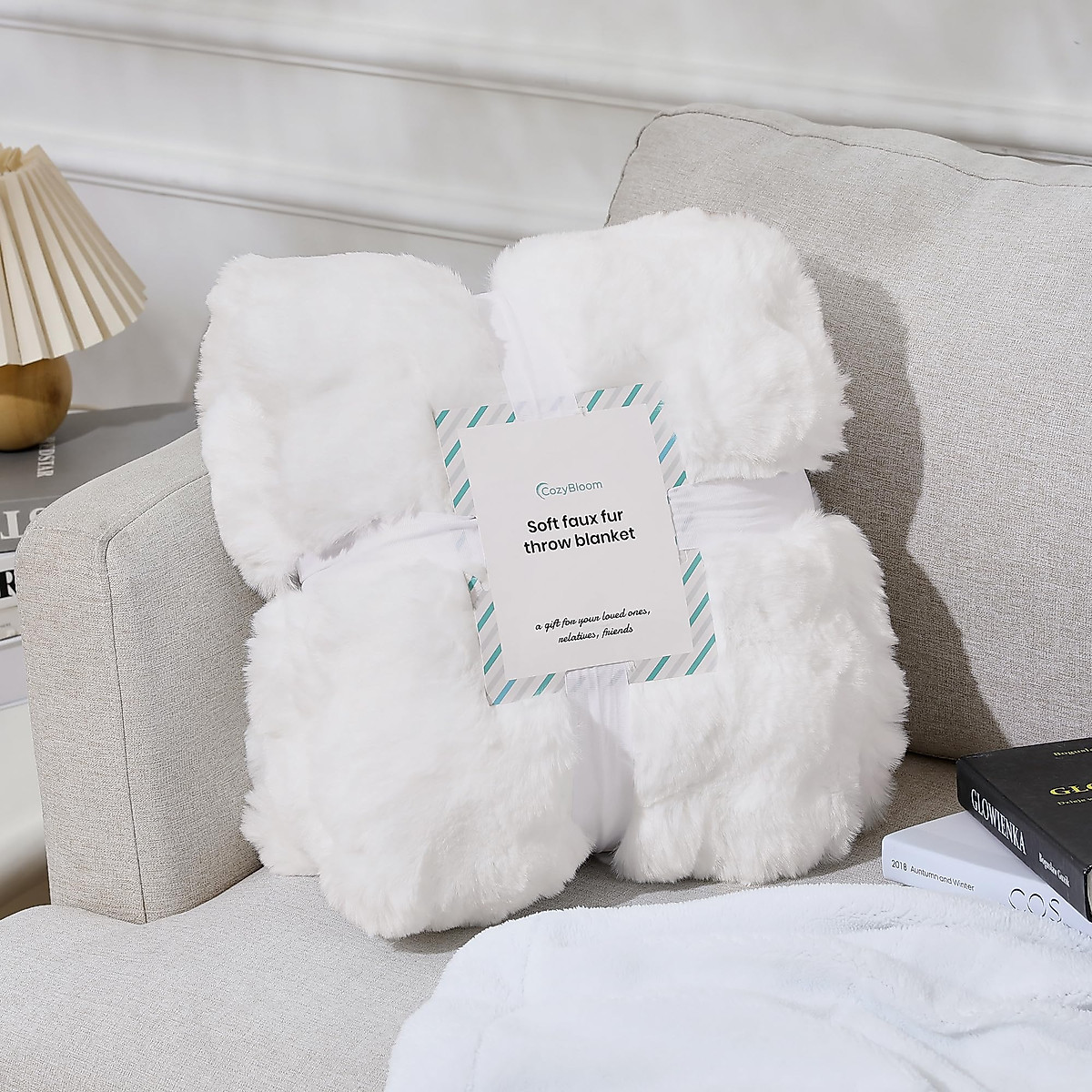 CozyBloom Luxury Soft Faux Fur Throw Blanket for Couch, Decorative Cozy Plush Long Shaggy Fluffy Solid Comfy Fleece Furry Reversible Thick Warm Blanket for Winter, Washable, White