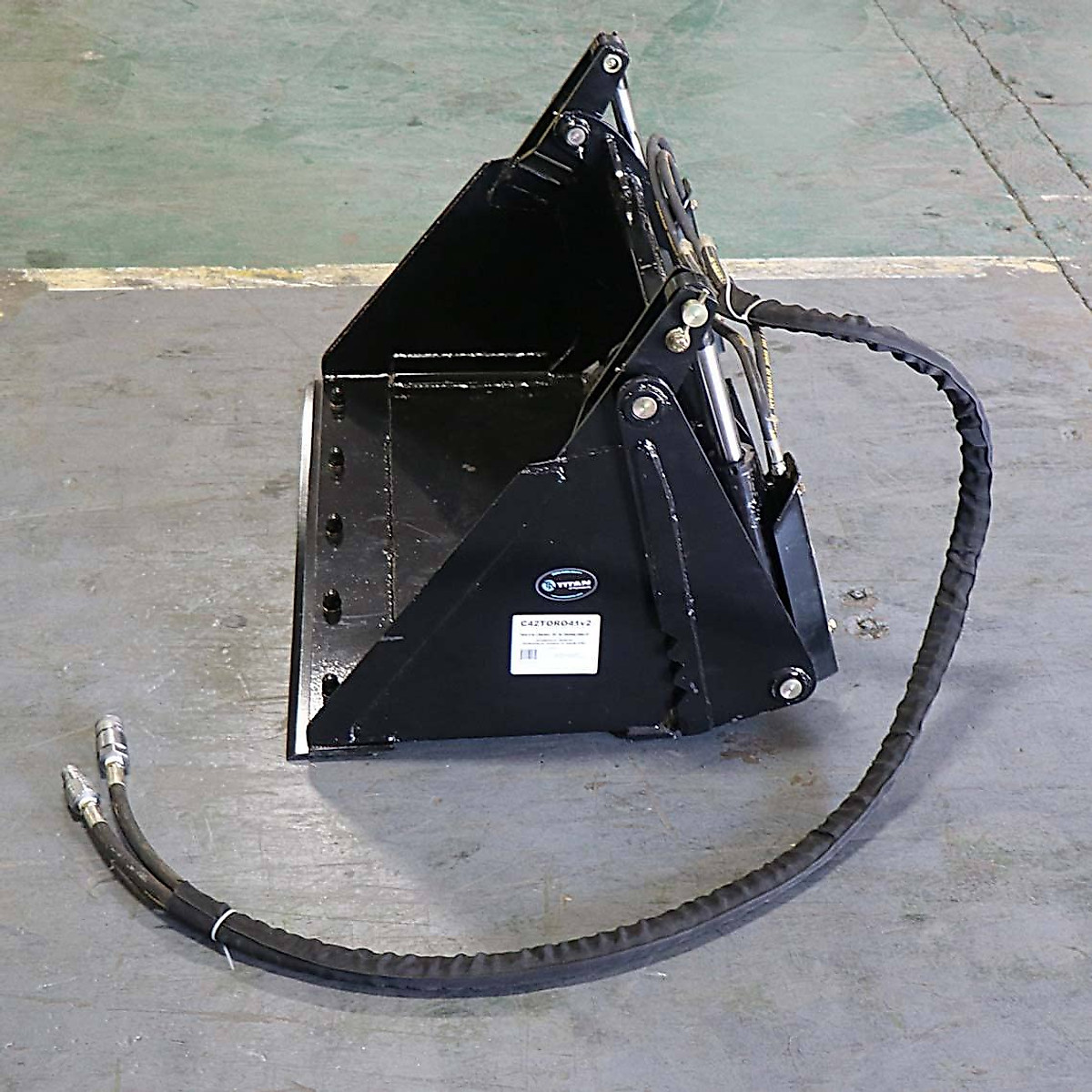 Titan Attachments 4-in-1 Combo Mini Skid Steer Bucket 42" V2 Cutting Edge