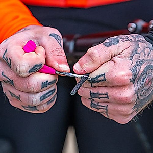 Muc Off Puncture Plug Repair Kit - Tubeless Tire Repair Kit for MTB/Road/Gravel Bikes - Tubeless Kit with Tire Plugger and Tire Plugs,Pink