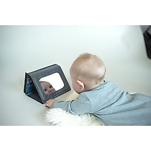 Petit Collage Tummy Time Peekaboo, Multicolor