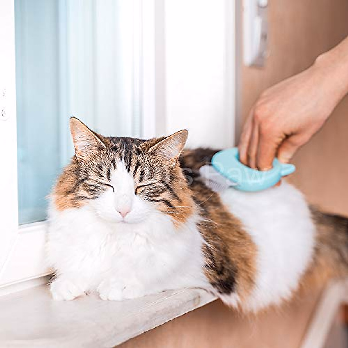 Leo's Paw The Original Pet Hair Removal Massaging Shell Comb Soft Deshedding Brush Grooming and Shedding Matted Fur Remover Dematting tool for Long and Short Hair Cat Dog Puppy Bunny (Blue)