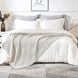 EMME Cotton Queen Blanket for Bed - Queen Quilt 6 Layer Soft Thicken 400GSM Triangle 90"x 90", Cotton Comforter for Dorm Bed All Seasons (Light Tan,Queen)