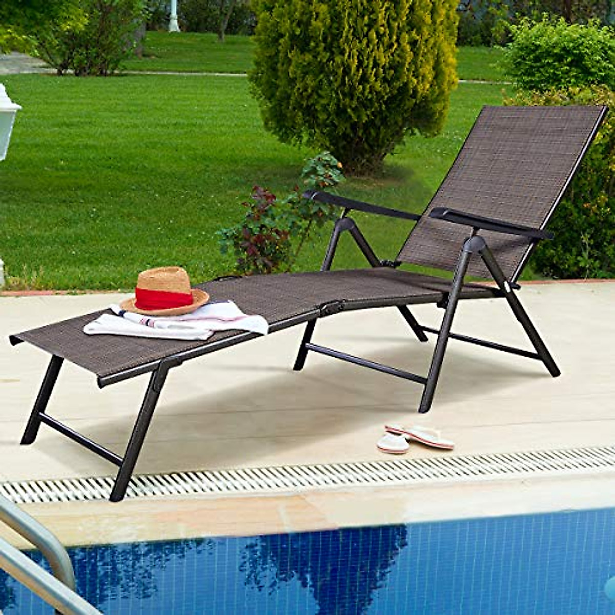 Tangkula Patio Lounge Chair Chaise, Adjustable Backrest Ergonomic Shape with Durable Handwoven Rattan Steel Frame Garden Lawn Pool Recliner Outdoor Furniture Wicker Lounger