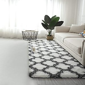 Scceatti Rugs for Bedroom 5x1.5 Feet Washable Fluffy Thick Bedroom Rug Rugs Big Bohemian Kitchen Rug Modern Rug Shaggy Home Area Mat Plush Floor Rugs Room Carpet for Bedroom Living Room Decor,White