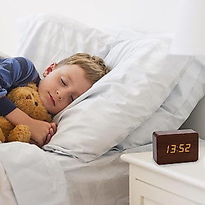 Electric Bedside Alarm Clock, Wooden Loud Alarm Clock, Desk Alarm Clock with 2 to 3 Alarm Setting, Large Display Wooden Led Alarm Clock, Voice Control Smart Led Digital Clock for Bedside Bedroom Desk