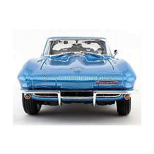 Maisto Die Cast 1:18 Scale 1965 Chevrolet Corvette (Colors May Vary)