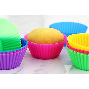 New Star Foodservice 44270 Reusable Silicone Baking Cups and Cupcake Liners, Set of 24