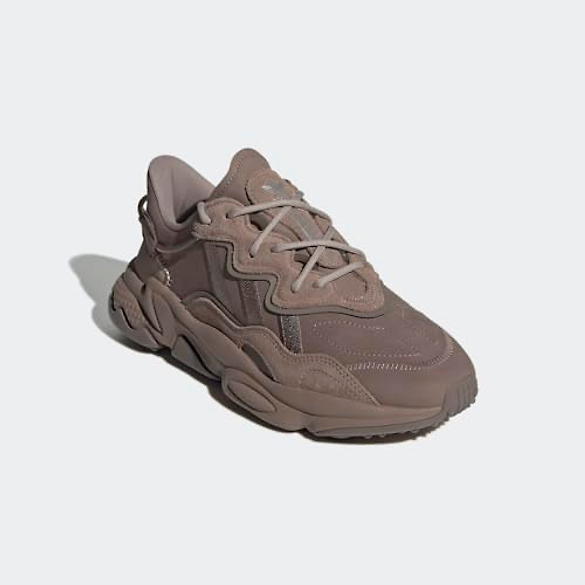 adidas Originals Women's Ozweego Sneaker, Chalky Brown/Simple Brown/White, 8